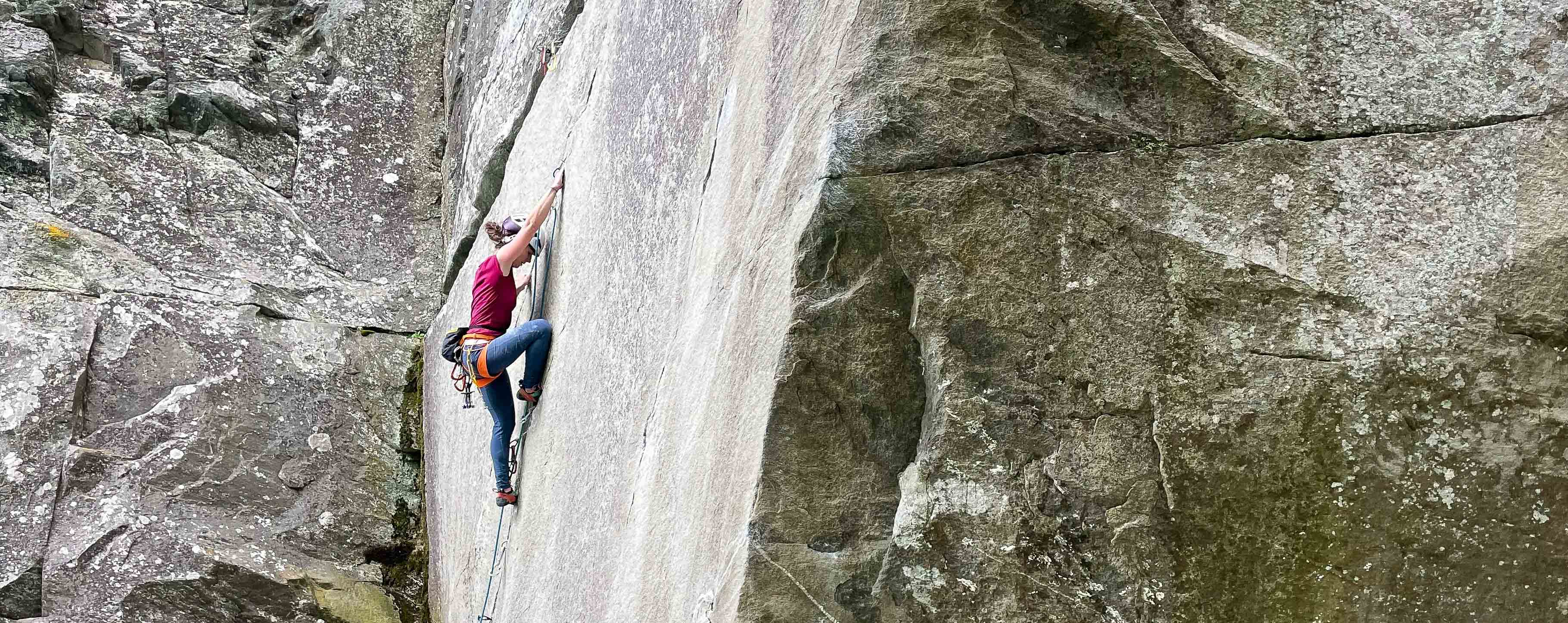 ProView - Mountain Hardwear Women's Chockstone Rock Tight - The Link ...